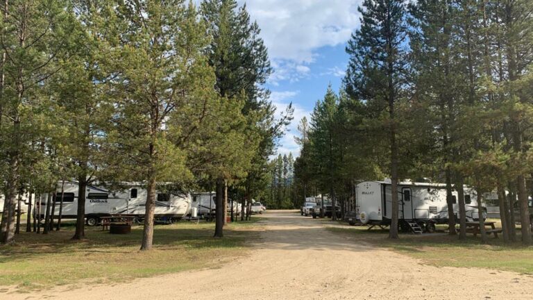 Gallery - Valemount Pines Golf Course and R.V. Park