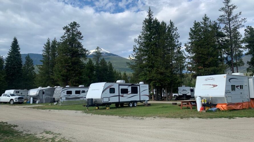 Gallery - Valemount Pines Golf Course and R.V. Park