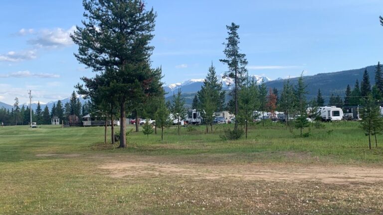 Gallery - Valemount Pines Golf Course and R.V. Park